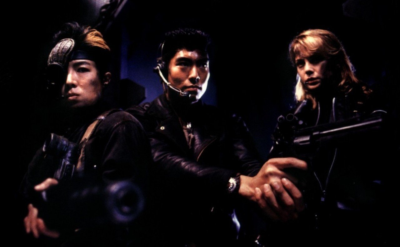 Watching Asia Film Reviews: Gunhed (1989) [Tokusatsu Review]