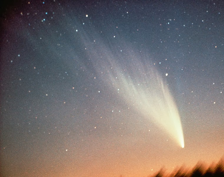 Bodzash Photography and Astronomy: List: The Brightest Comets of All Time