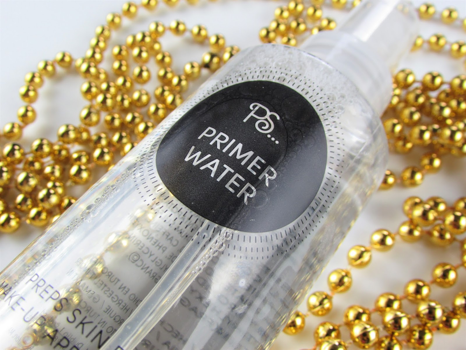 blogsallbeautyy: A £2 Dupe For Smashbox Primer Water?♥