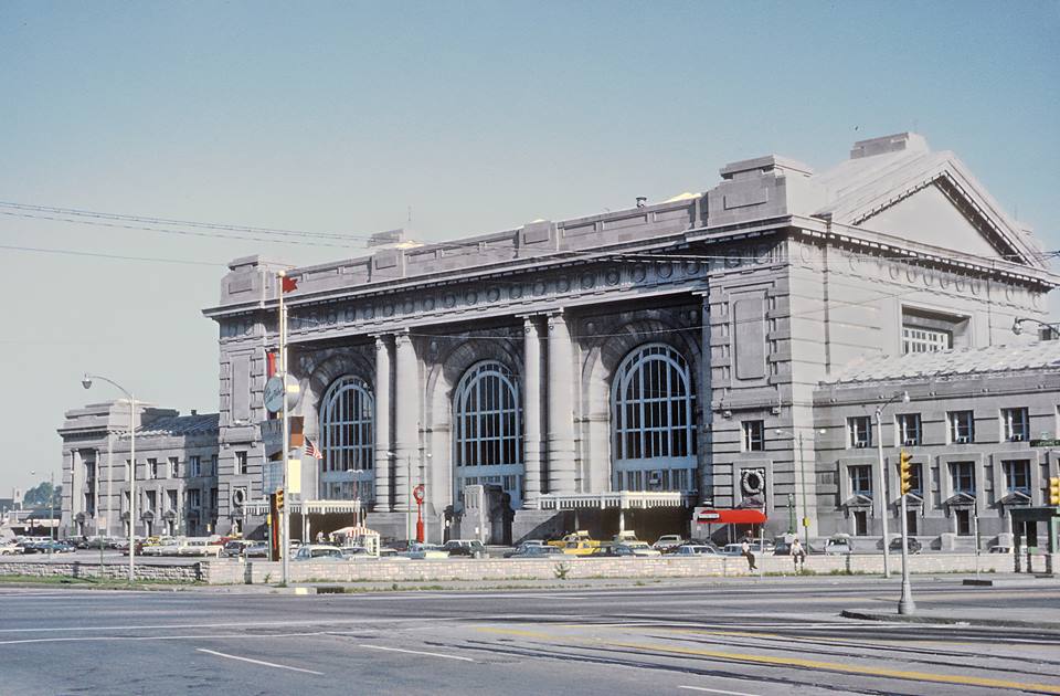 Towns and Nature: Kansas City, MO: Union Terminal and Roundhouse