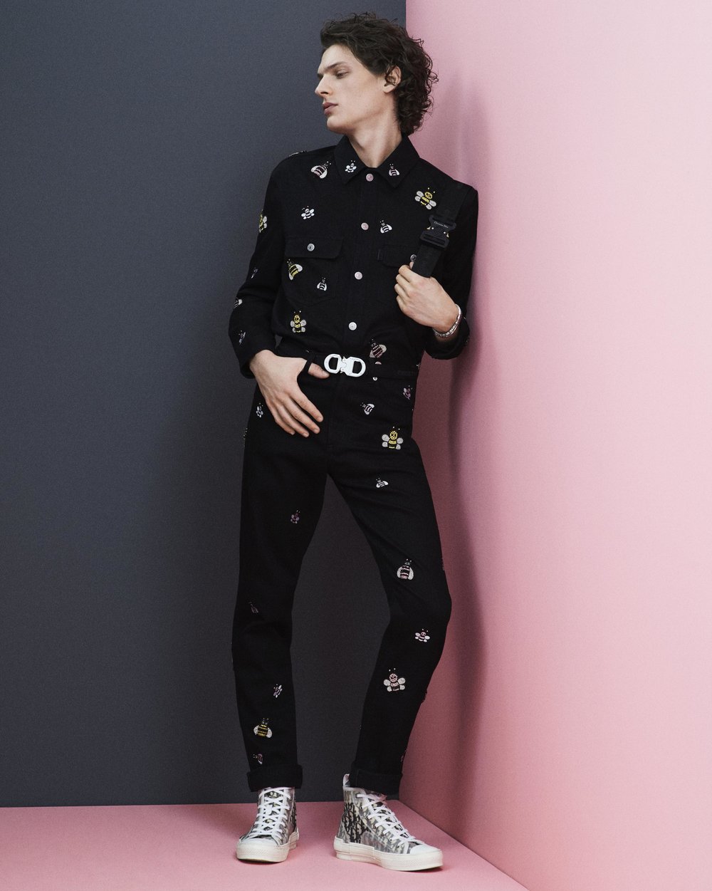 Valentin Caron se enfunda en Dior para Harrods Man Magazine