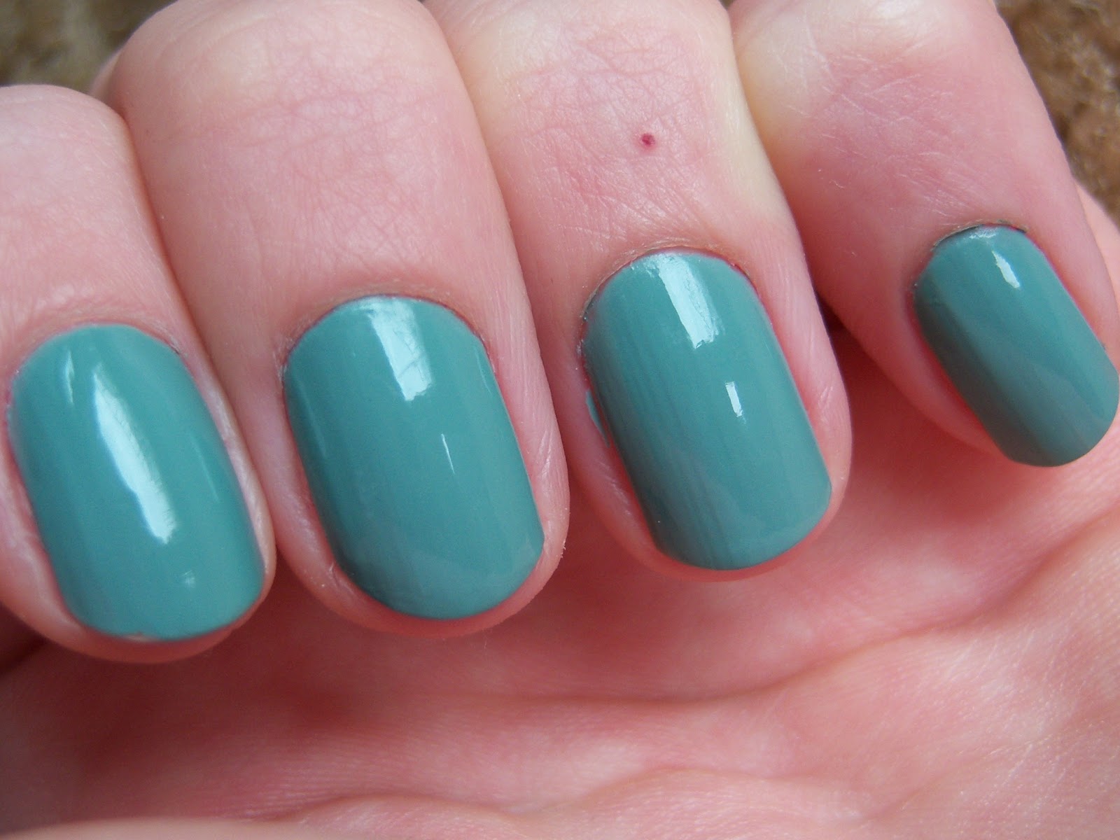 Shadow and Shimmer: Zoya Bevin Swatch