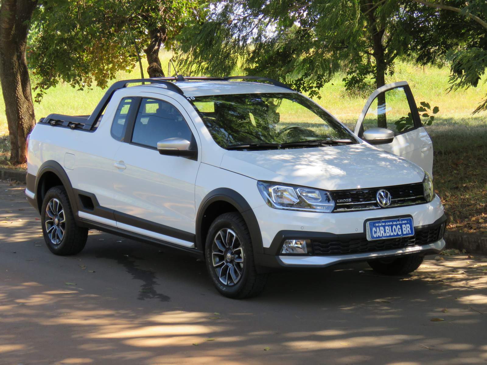 Nova VW Saveiro Cross 2017: vídeo, preço e performance | CAR.BLOG.BR
