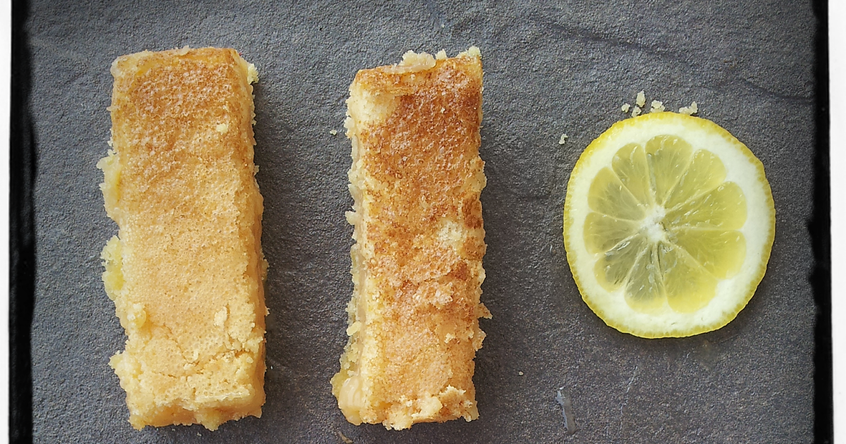 Lemon bars o barritas de limón