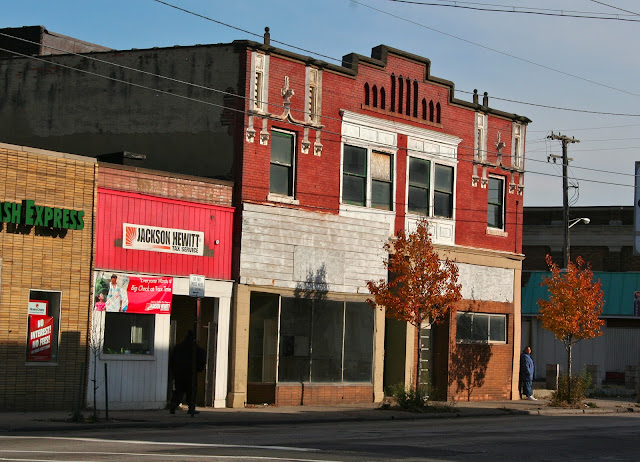 Pocketful of Ginch: The Cabinet of Dr. Sweeney, plus Bonus Ghost Sign