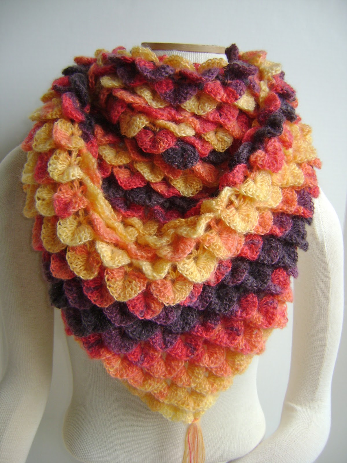 Creative Designs by Sheila Zachariae: Crocodile Stitch Shawl