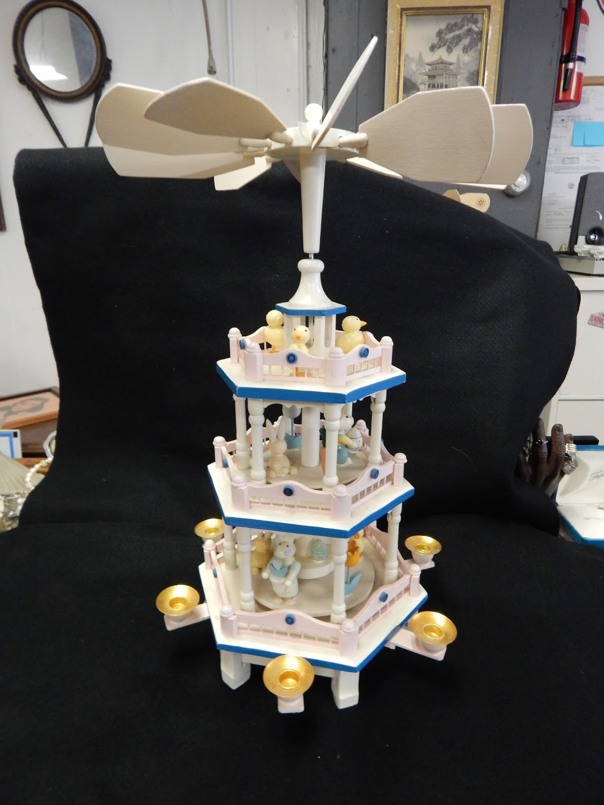 13909 Antiques: Vintage Easter Candle Carousel