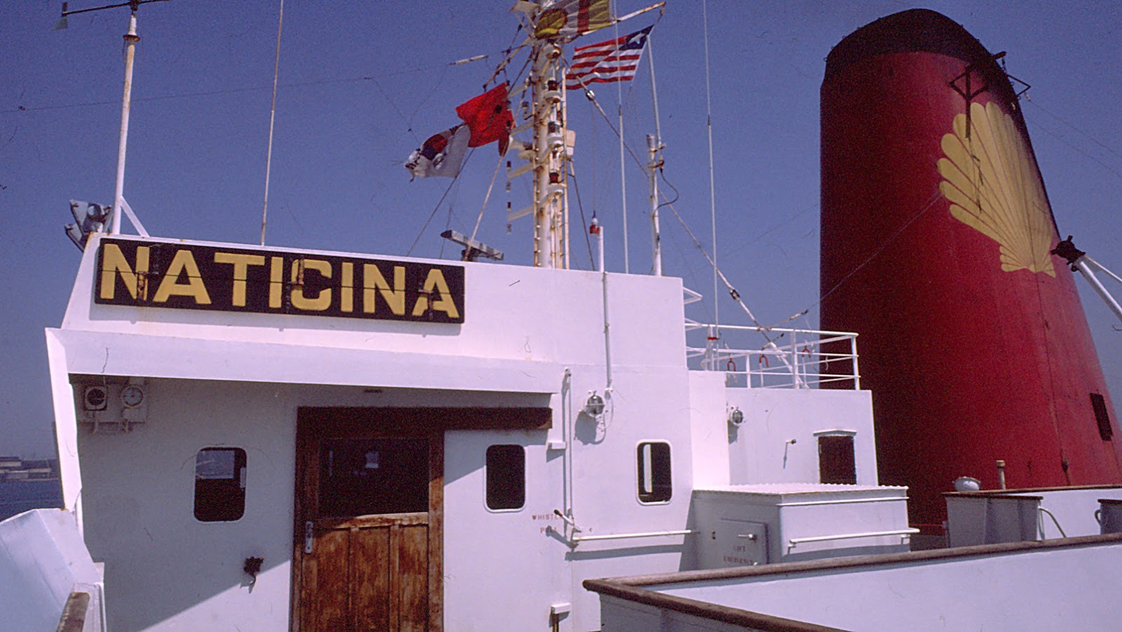 'ZIEN EN WETEN': NATICINA M.S. SHELL TANKERS B.V. (DEEL 1/1)