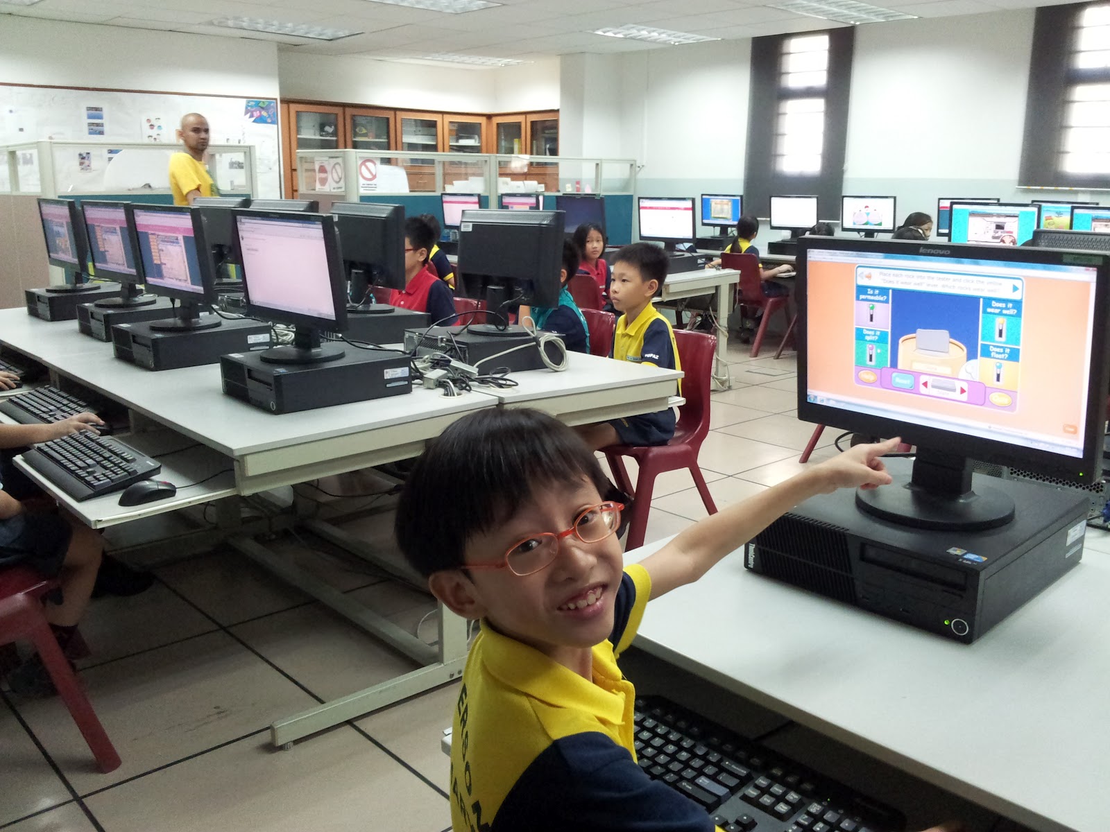 Class 3.4 APS: Exploring LMS during Computer Lab session