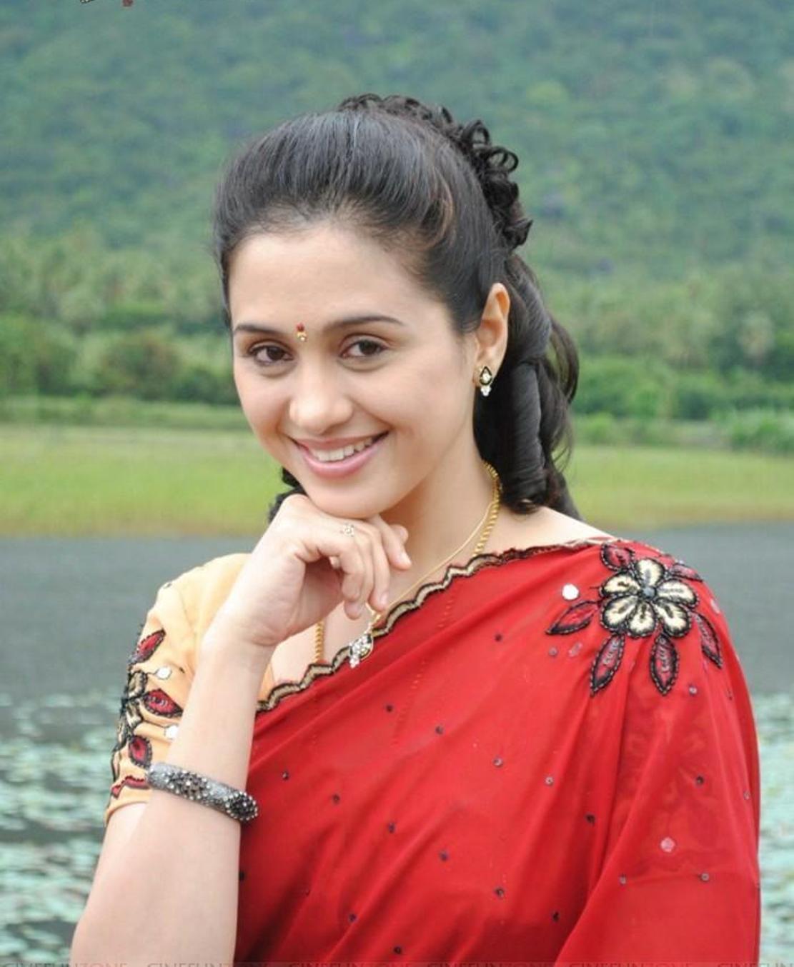 Online Picture Gallery : Cool Girl on Shari