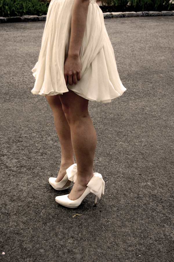 Weekend Wear : All White Out - Elle Blogs