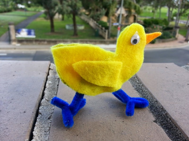 Life's little treasures: Felt and Pipe Cleaner Chick | Craft for kids