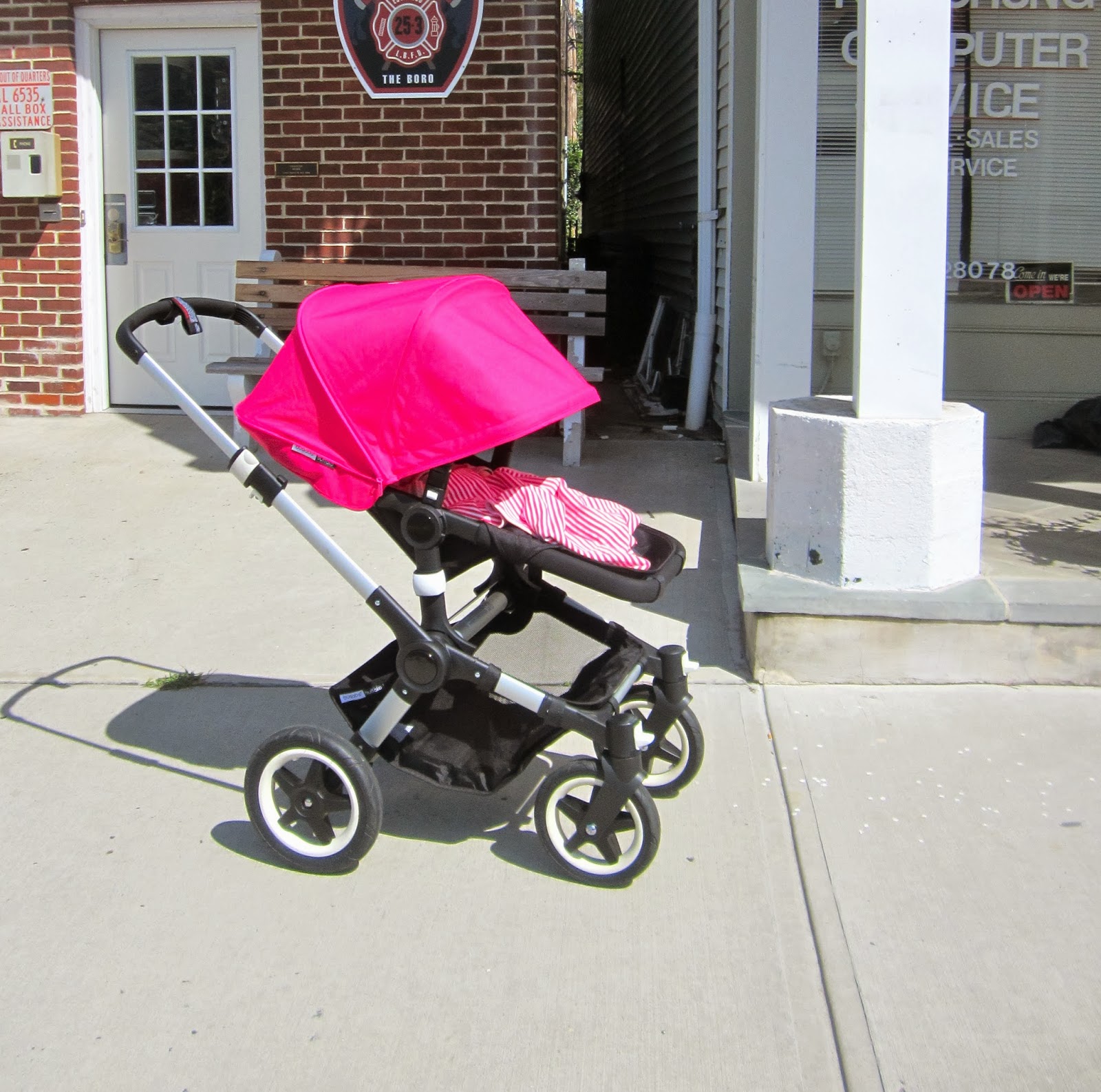 ROLL her STROLLER: Bugaboo Buffalo Review