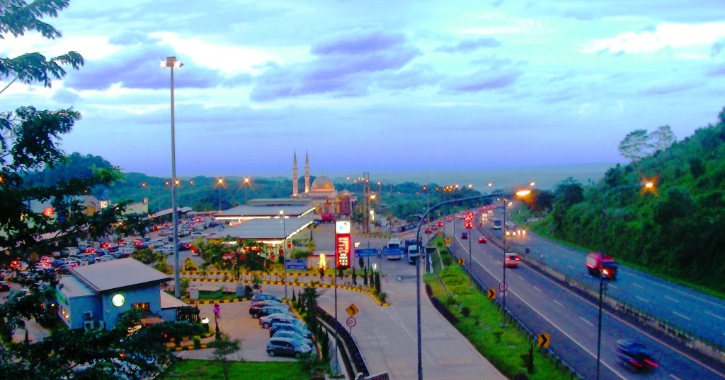 ~: Rest Area at Purbaleunyi Toll Road km 97