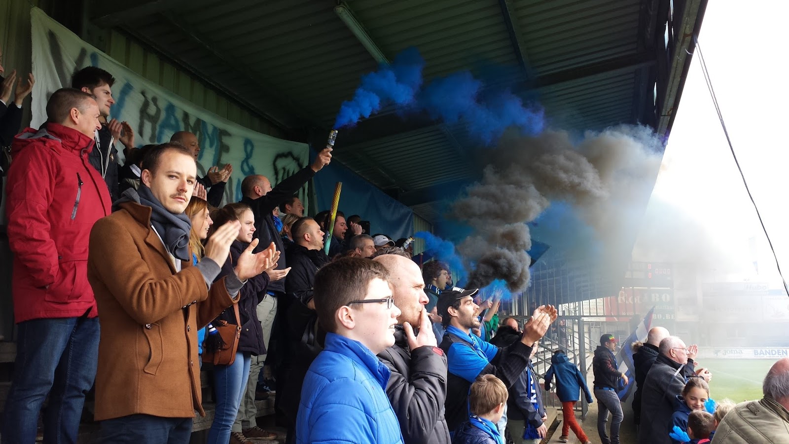 Eindhoppen: Gemeentelijk Stadion Vigor Wuitens Hamme