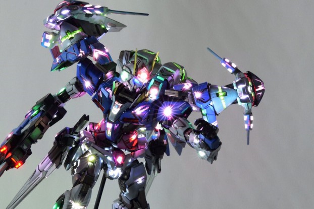 Custom Build: PG 1/60 00 Raiser + LED [GBWC 2017 Entry]