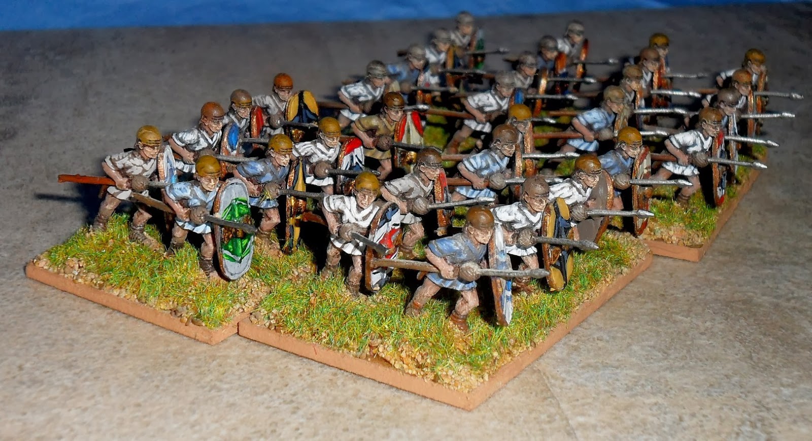 PARADE GROUND 20mm: Iberian Scutarii
