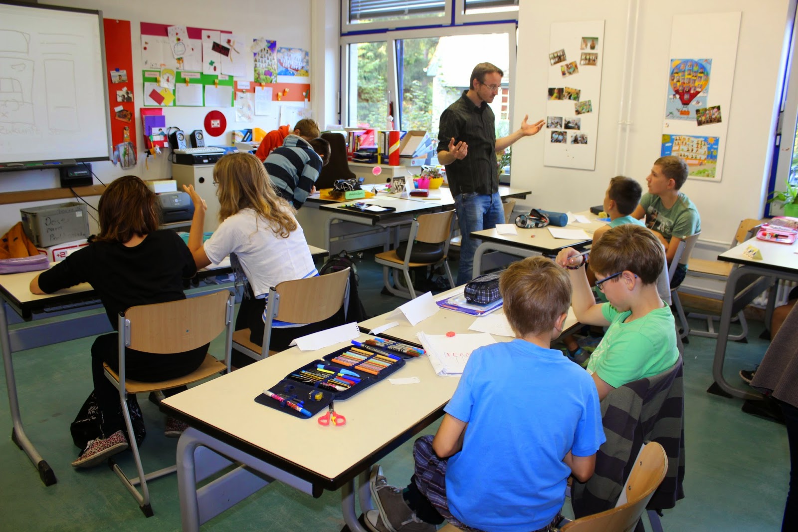 Stromkasten-Styling: Der erste Projekttag an der Ellef-Ringnes ...