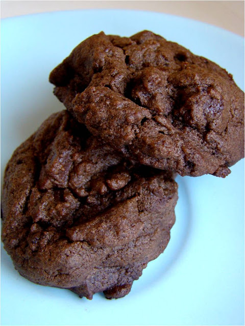 Chocolate mint cookie mounds