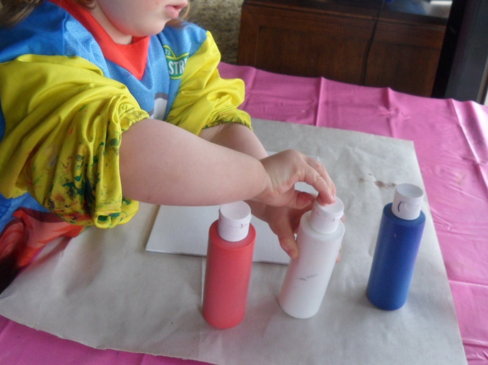 Learn with Play at Home: Colour mixing on canvas