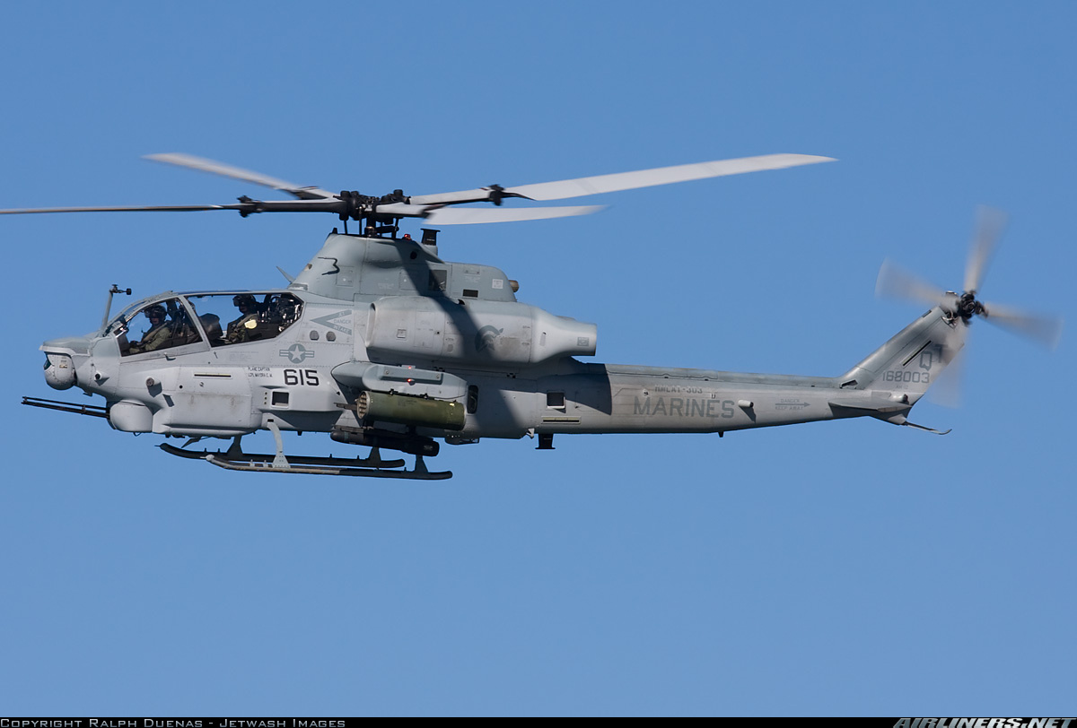 WARFARE Blog: BELL AH-1Z VIPER. O ultimo descendente da grande família ...