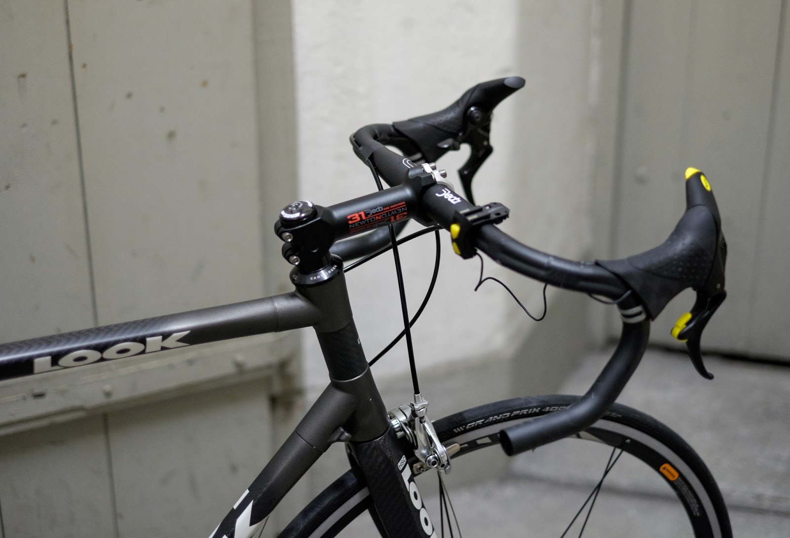 Look KG 381 i Team Aufbau