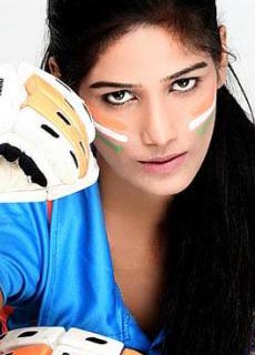 Poonam Pandey Biografía