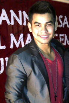 There's Something About the Philippines!: ...the Pinoy host in Eat ...