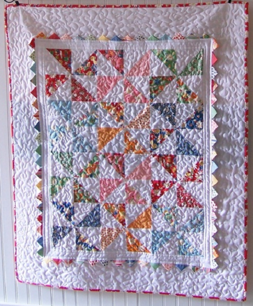 Charming Quilt Bedspread - Pattern Free