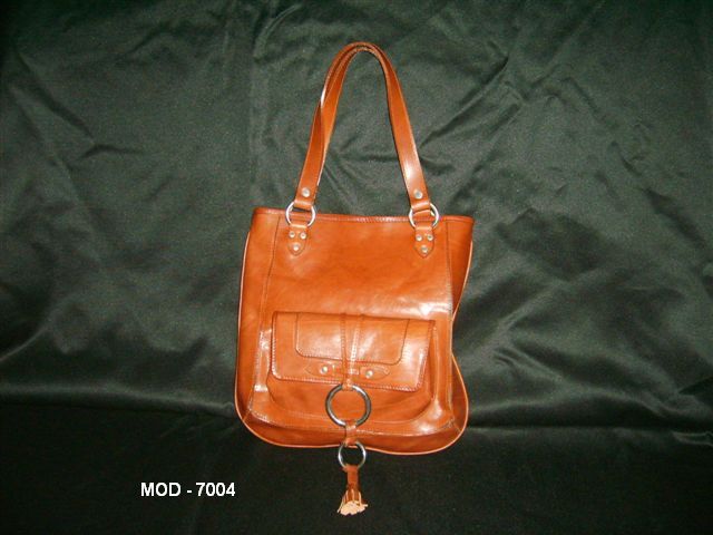 CARTERAS DE UBRIQUE: BOLSOS DE PIEL , FABRICADOS EN UBRIQUE