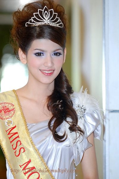 Asian Beautiful Girls (ABG)