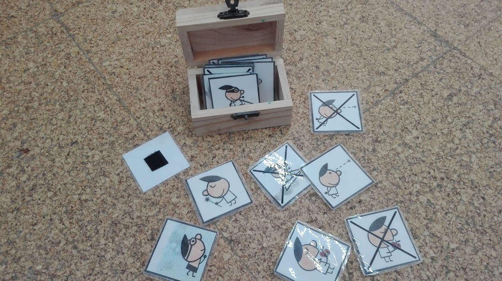 Jugando a ser niñ@s: Trabajamos la descripción: Mi marciano favorito