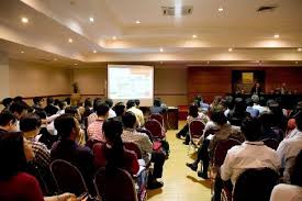 Tahukah Anda : Beda antara Seminar, Simposium dan Kolokium - Ragam Info