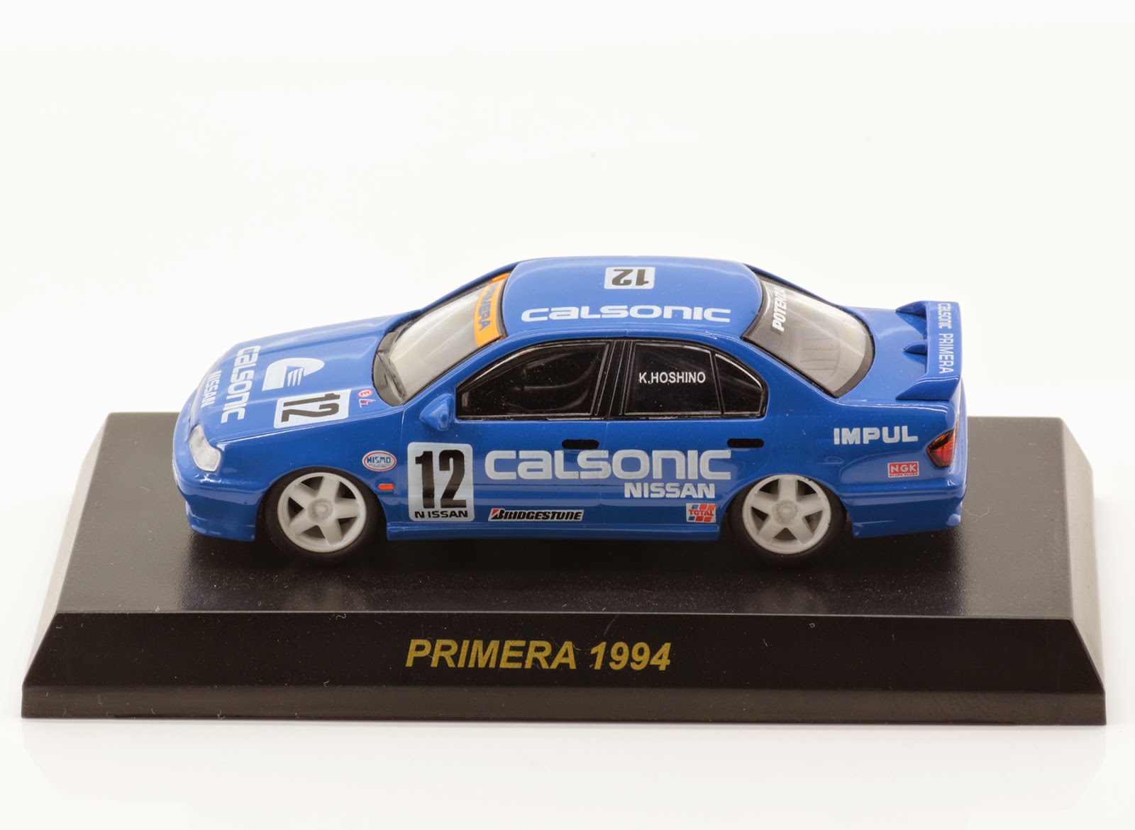 Incredible Mini Garage: Nissan Primera 1994 Calsonic 1/64 Kyosho