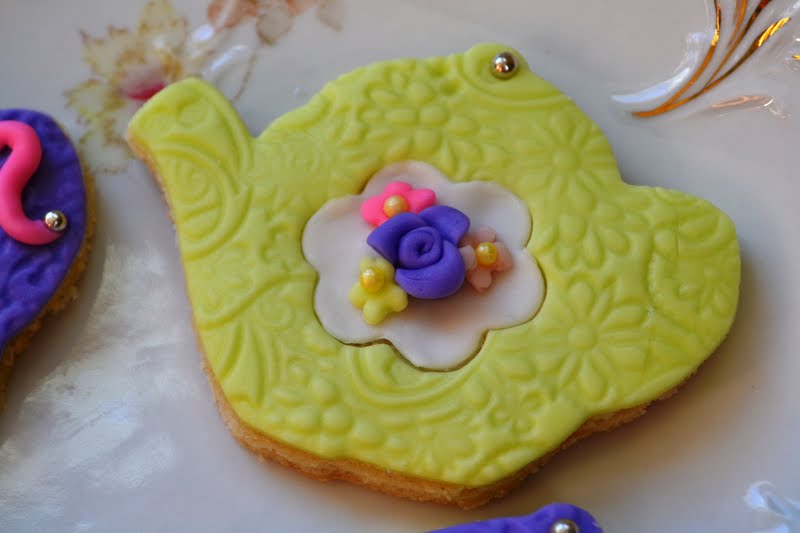 Sweetology: Tea Party Tuesday - Tea Party Sweets!