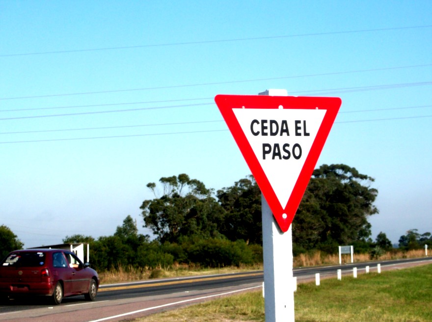 Cede siempre el paso ~ Principios de Vida