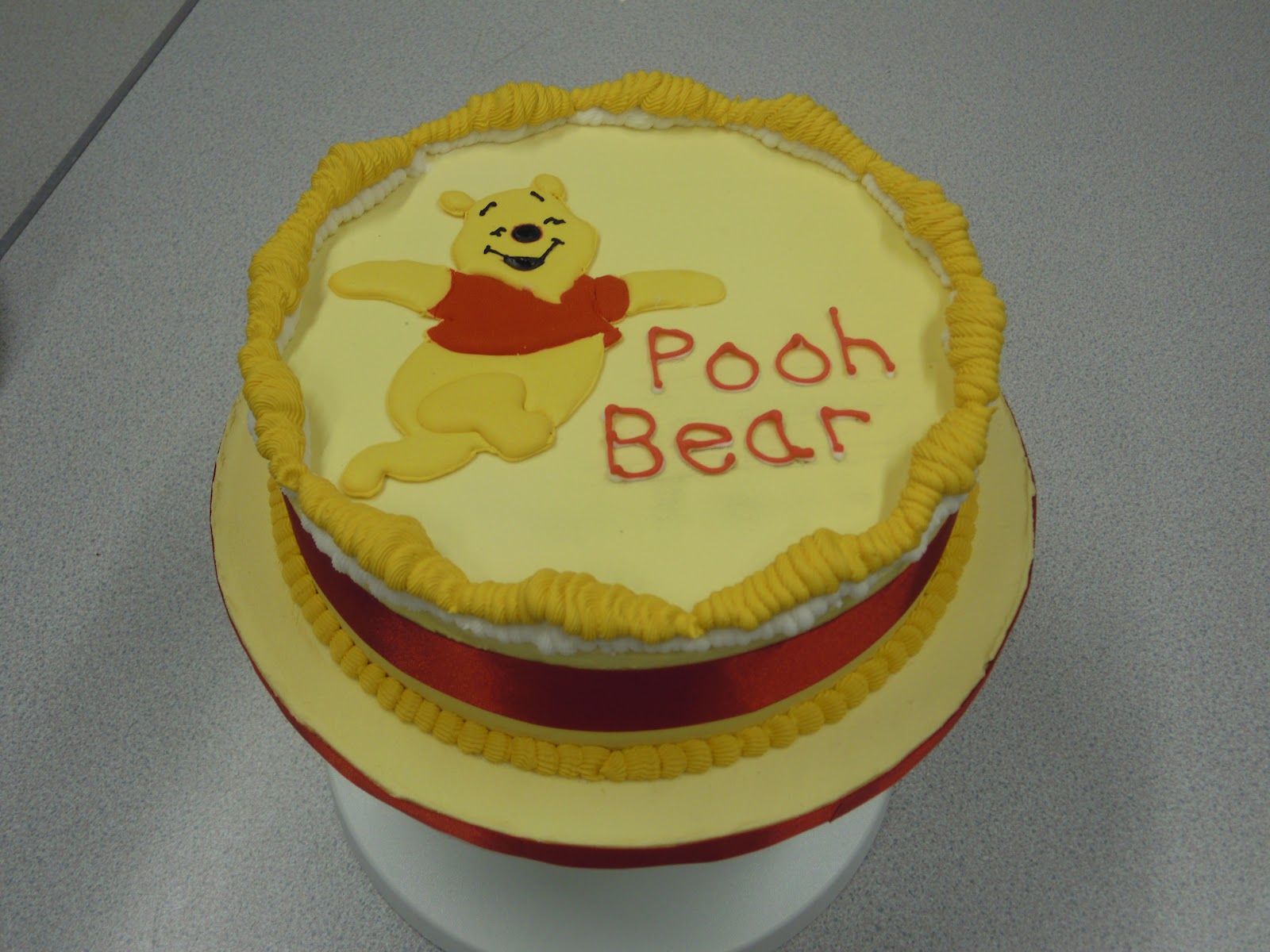 Flour Power Cake Journey: Runout (Flooding) Royal Icing Class Projects