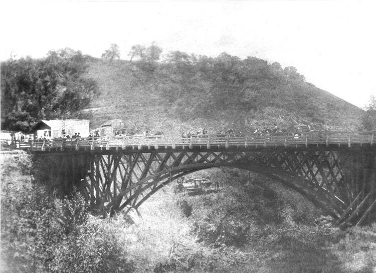 Santa Cruz Trains: Freight Stops: Los Gatos Manufacturing Company Spur