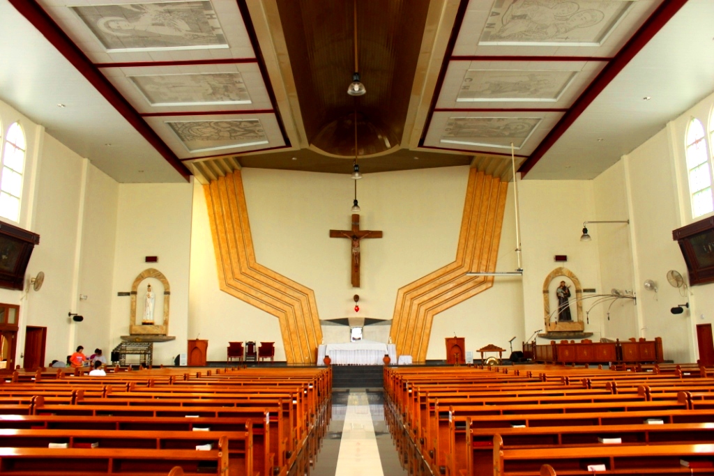 Fotografi Gereja Katolik di Indonesia: Gereja Katolik St. Paskalis ...