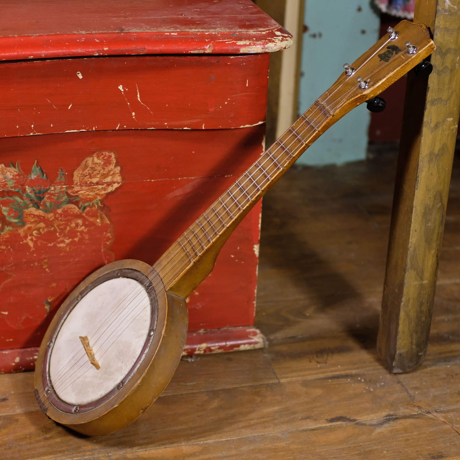 1920s Schoenhut "California-style" Banjo Ukulele