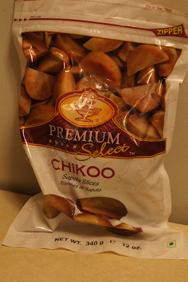 Viki 's Kitchen: Sapota Milkshake (low fat version)