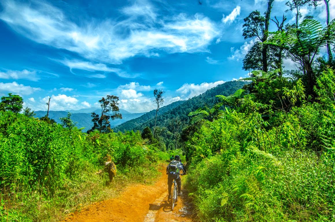 Batu Belang Pangalengan - Dewata - Hutan Gunung Maud - Selap Awi, Garut ...