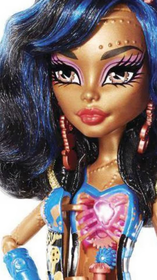 MONSTRUO-PERFECTAMENTE IMPERFECTOS !!: "Robecca Ghouls Alive": ¡Su ...