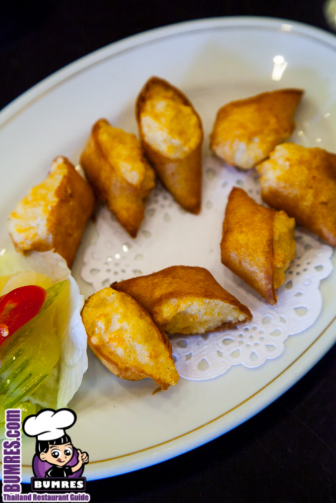 Restaurant Review - Bangkok (mostly) - All Around The World!: Jin Mun ...