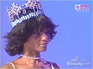 All That Beauty: Miss World 2002 Screen Capture : Final Walk & Crowning