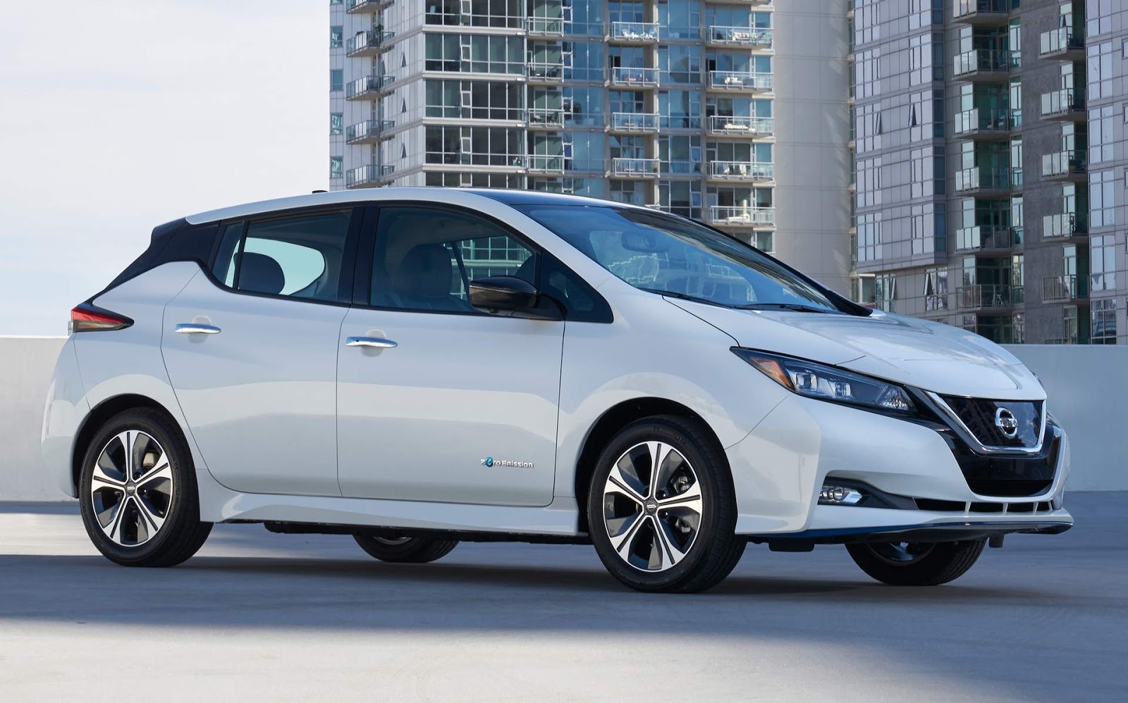 Nissan Leaf e+ 2019: autonomia aumenta 40% para 458 km