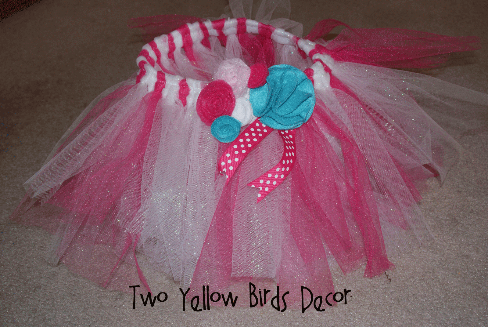 Two Yellow Birds Decor: Easy Tulle Tutu Tutorial