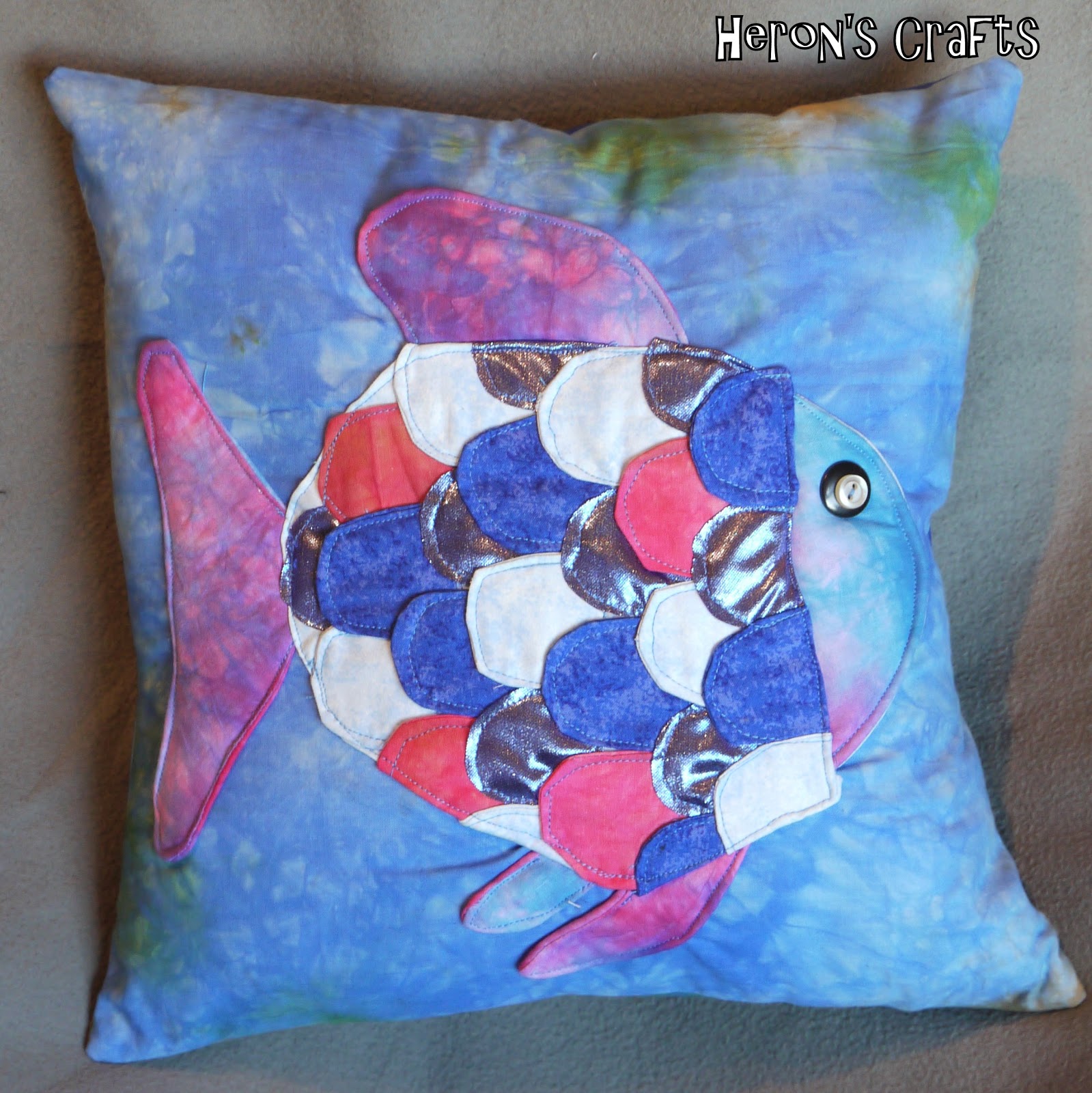 Heron's Crafts: Storybook Craft Project - The Rainbow Fish Cushion