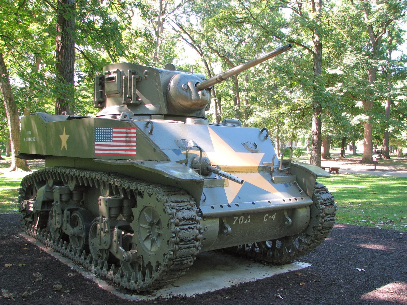 Snug Harbor Bay: First Division Museum at Cantigny