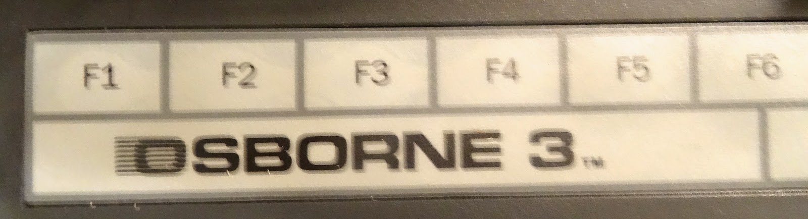 Time Travel: TECH | The Osborne (1981-1986)–The World's First Portable ...